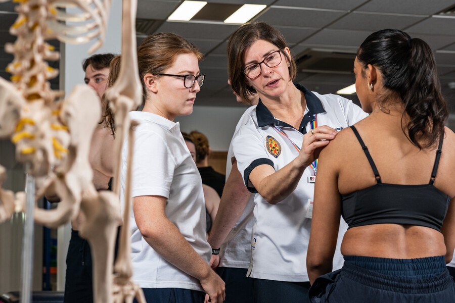 BSc (Hons) Physiotherapy | Bournemouth University